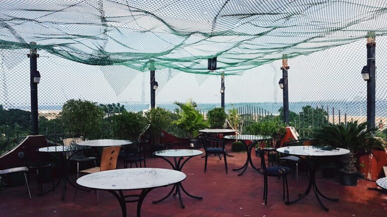 Top 10 Resto Bars In Chennai For A Couple - Chennai Secrets